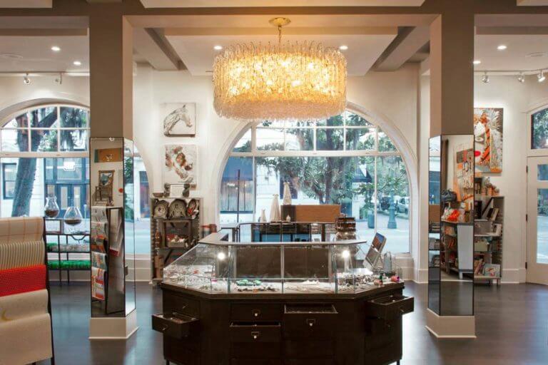 Savannah Shopping Downtown Trendy Stores & Boutiques