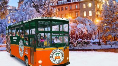 Hop On Hop Off Boston Tours with Old Town Trolley
