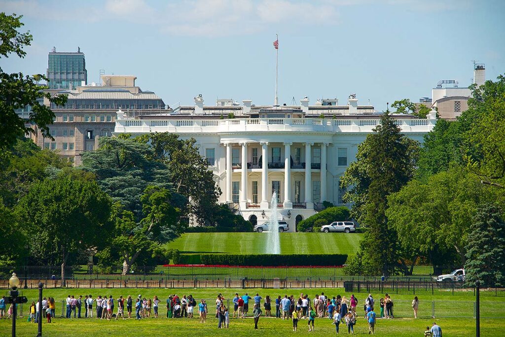 Famous Washington DC Landmarks You Must Visit