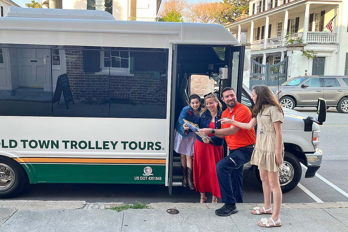 Old Town Trolley Charleston Customer Service