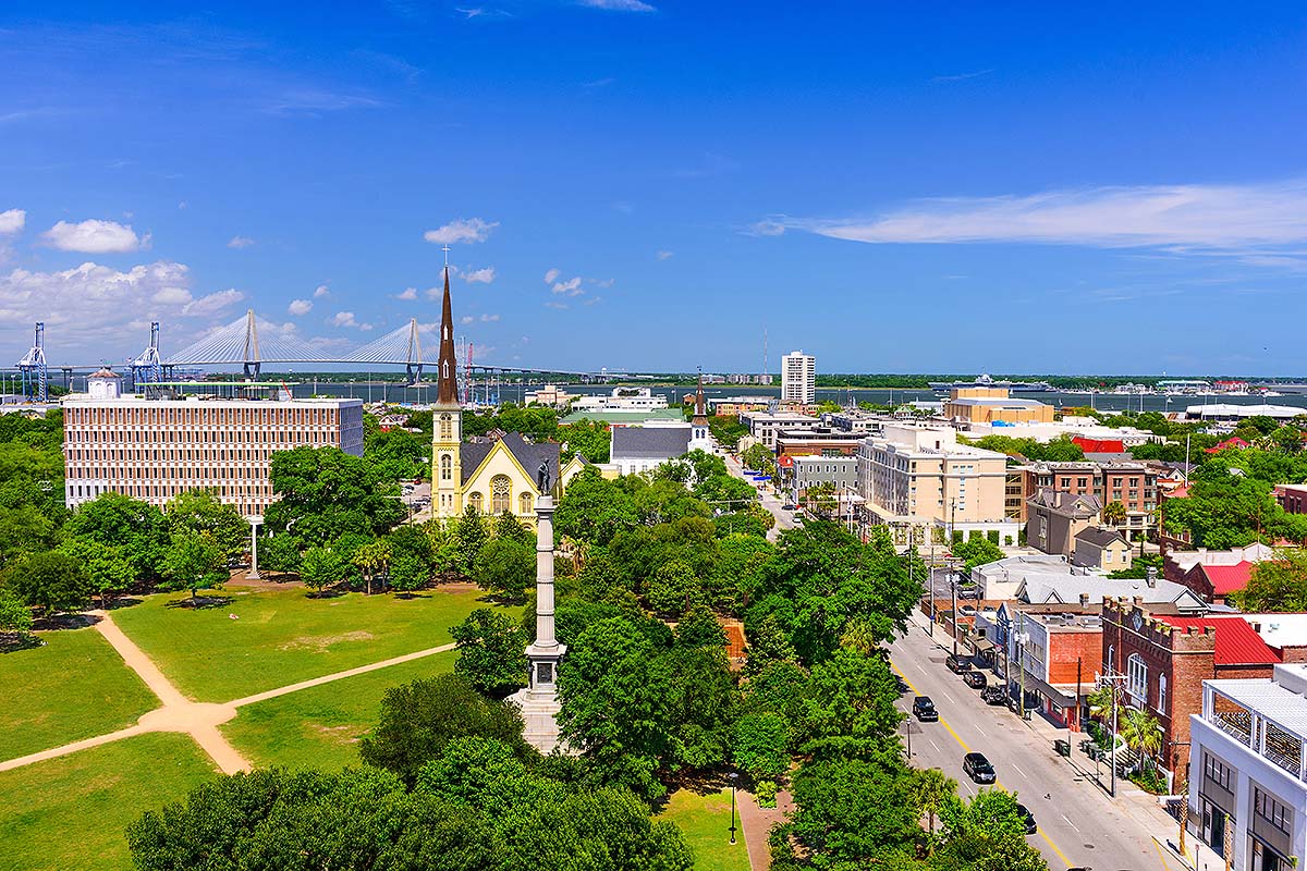 Marion Square Charleston History & Visitors Guide
